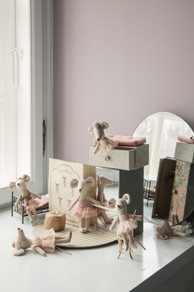 Maileg | Dance Mouse Swan Lake | Scandikid | Scandi-inspired Toys